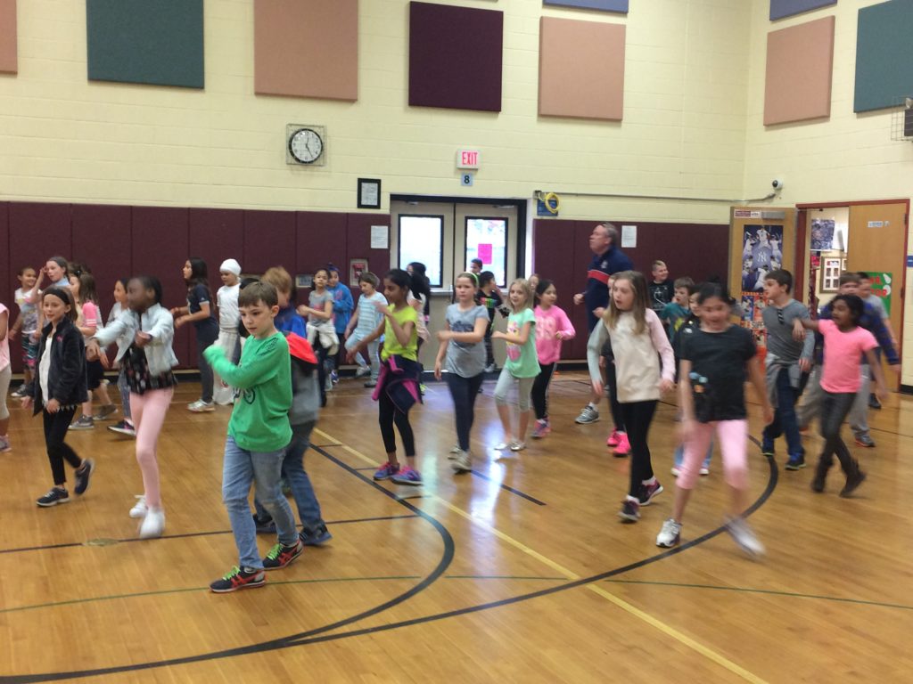 Impromptu Third Grade Dance Party - Lincoln School