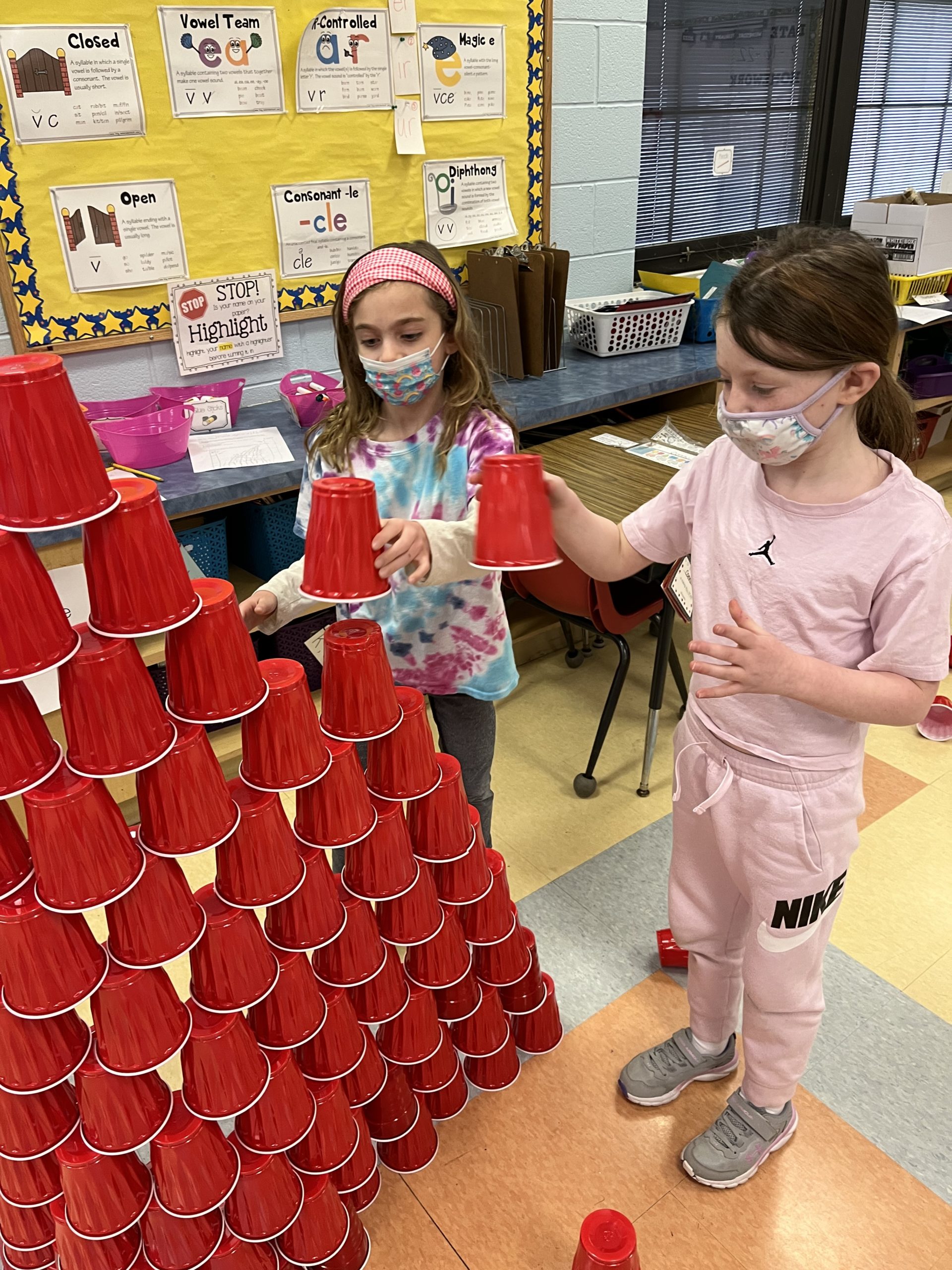 2nd Grade 100th Day of School Cup Challenge - Lincoln School