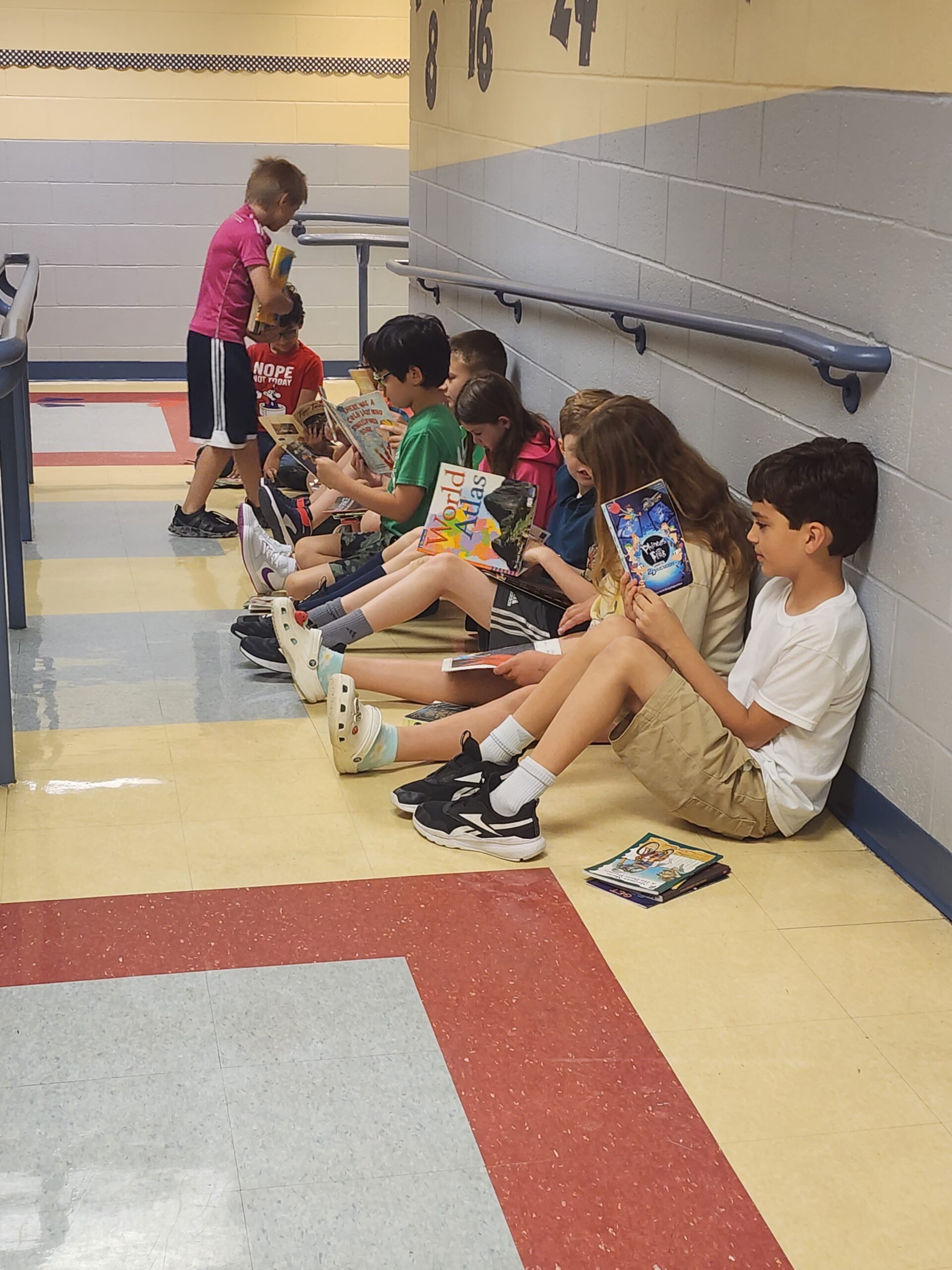Lincoln Book Exchange - Lincoln School