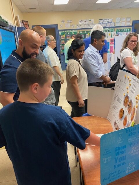 Lincoln Grade 3 Science Fair - Lincoln School