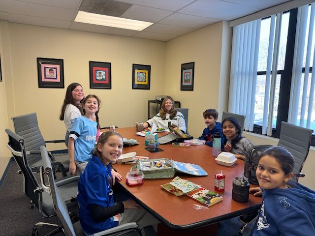 Lincoln Lunch Bunch Book Club - Lincoln School