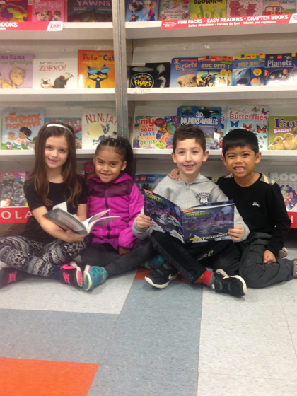 Read Across America - Scholastic Book Fair - Washington School