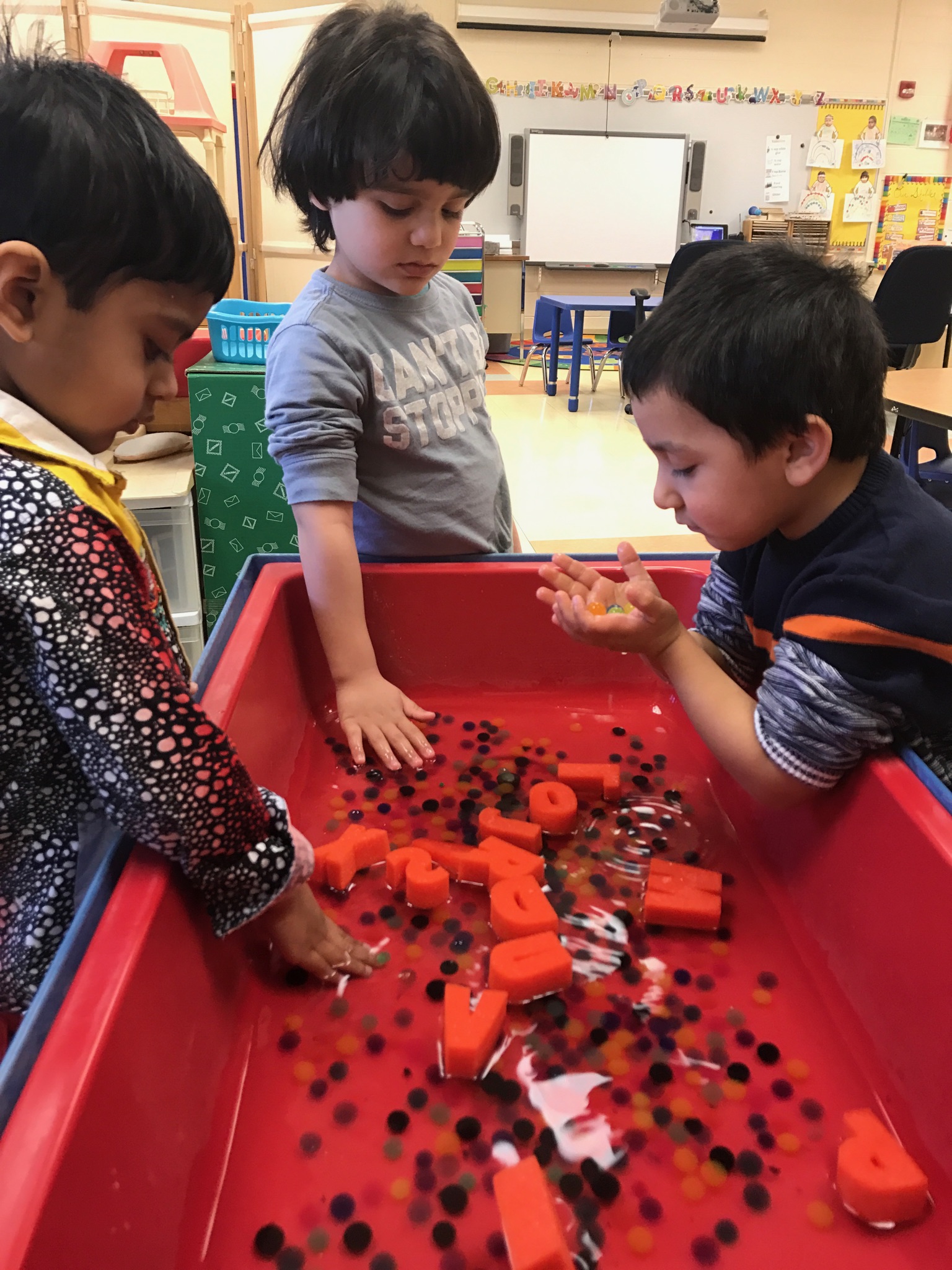 Water Table Fun with Pre-K - Washington School