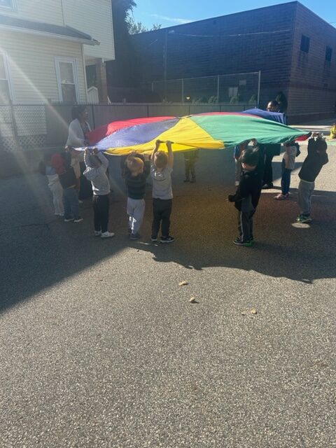 Pre K 3 Parachute Game - Washington School